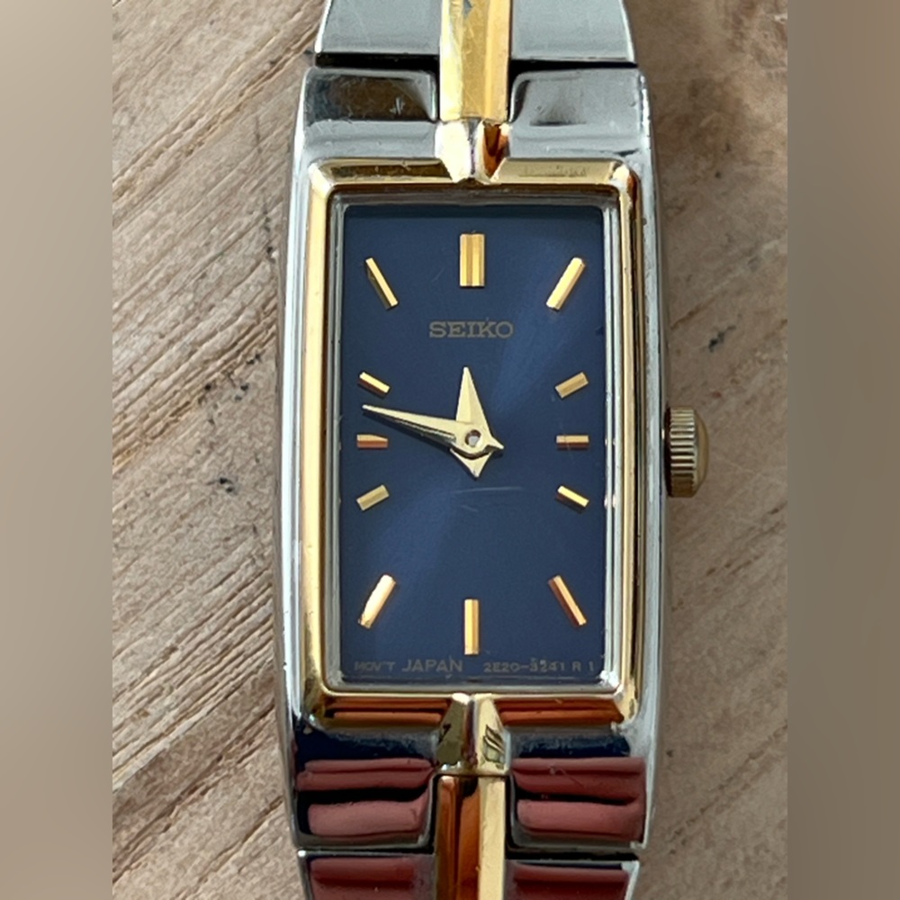 Seiko Rare Blue Rectangular Dial Vintage Ladies Watch… - Gem